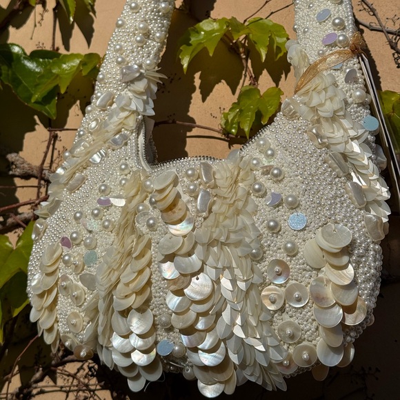 Bags | Nwt Viral White Beaded Shells Pearl Embellished Shoulder Bag ...